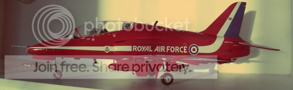 Revell 1/32 Red Arrows Hawk - Ready for Inspection - Aircraft ...